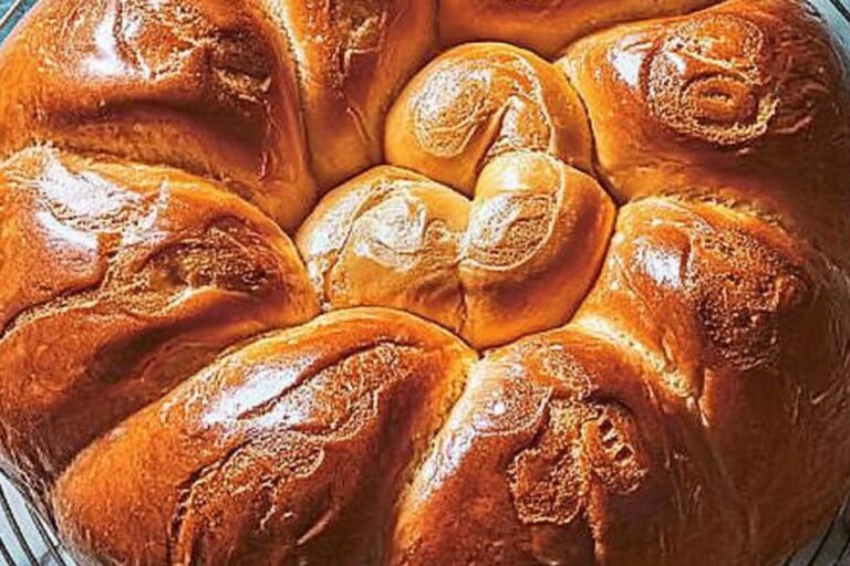 Paska Bread: An Amazing Ultimate Easter Treat - Savor My Plate